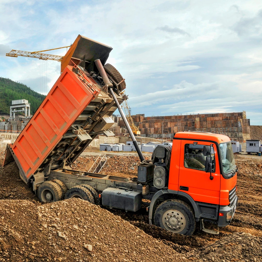 Camión Volquete: Qué es, Características y Utilidades - Transalvaro